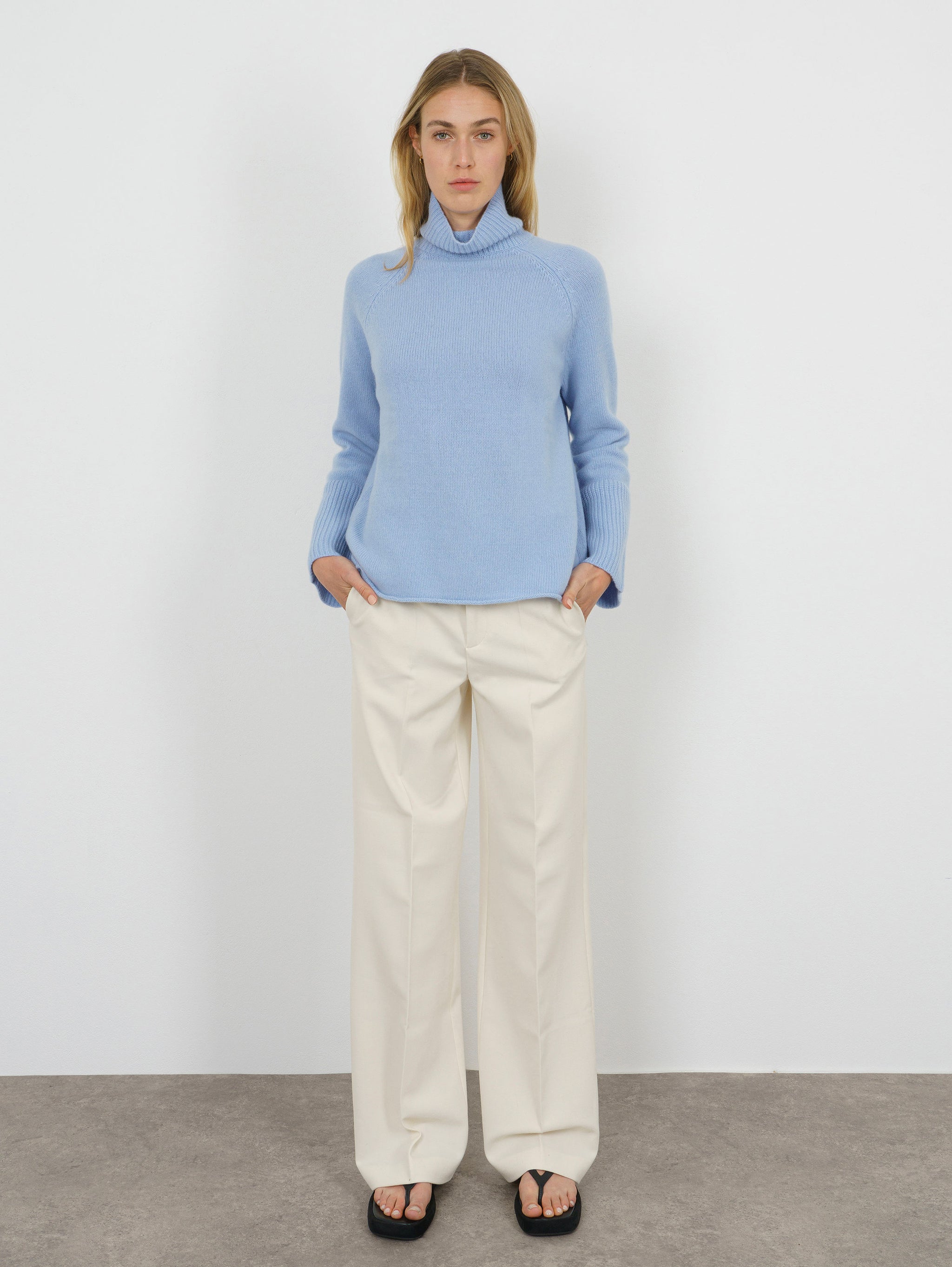 PIPPA SWEATER IN BABY GIRL BLUE